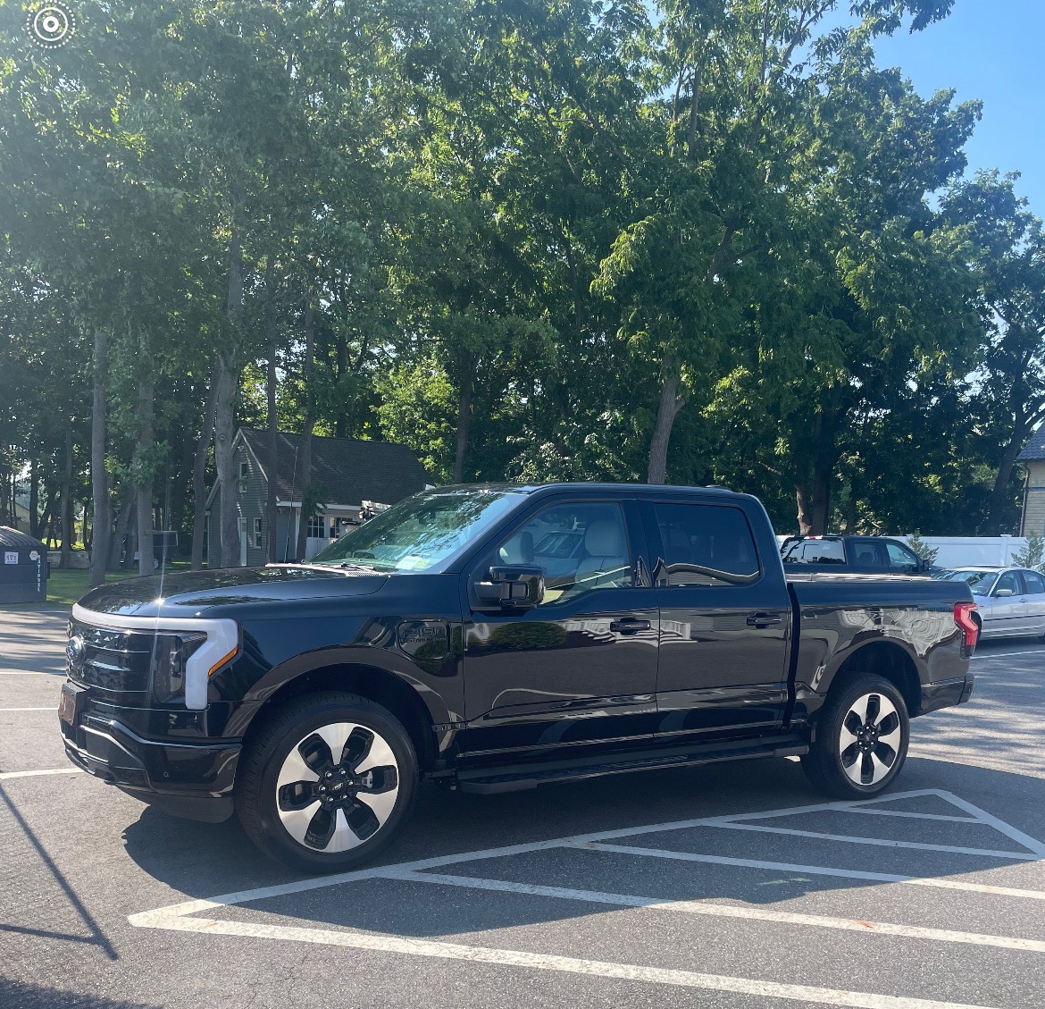 2022 Ford F-150 Lightning Platinum - Find My Electric
