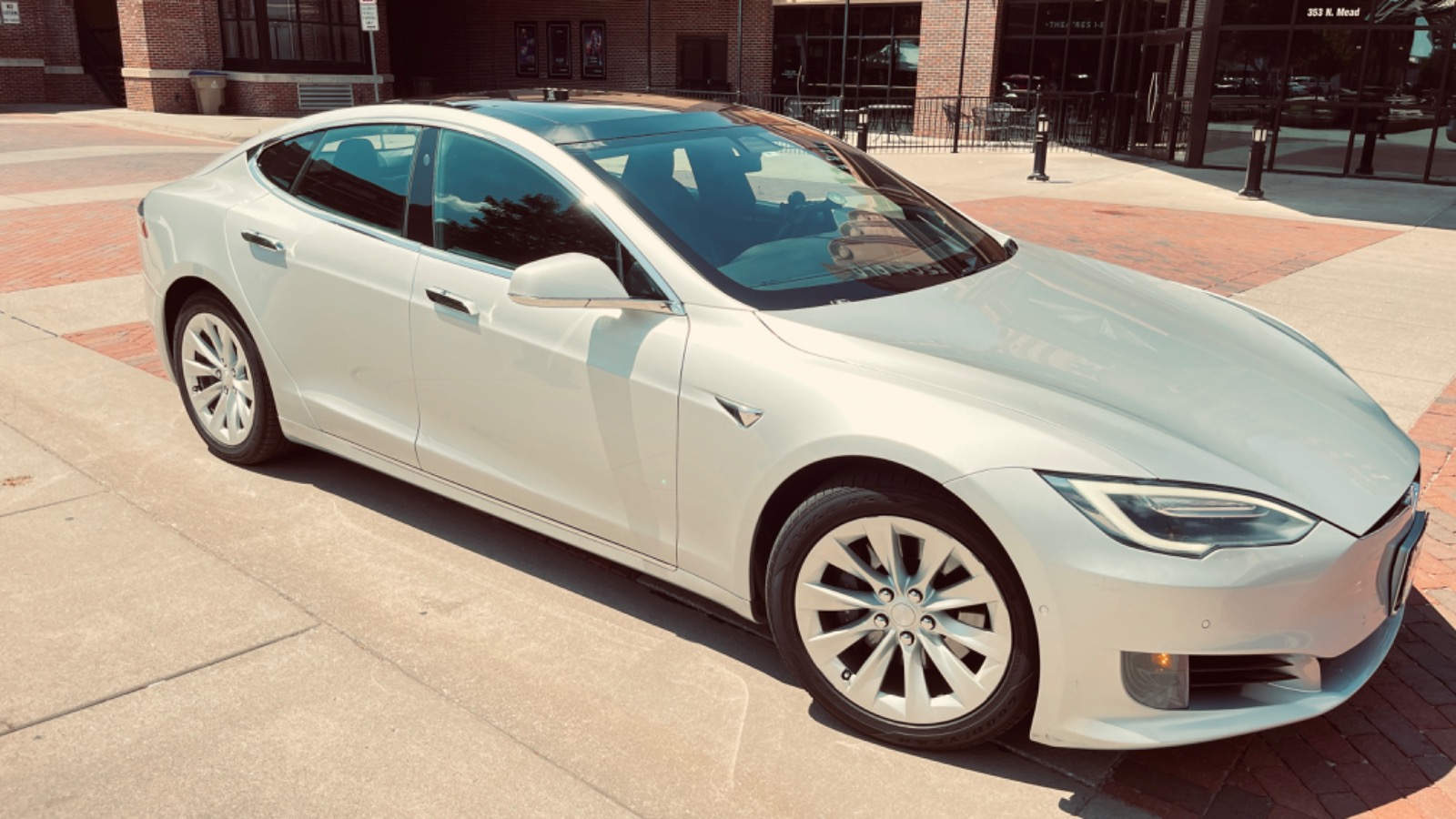 2016 Tesla Model S 75 - Find My Electric