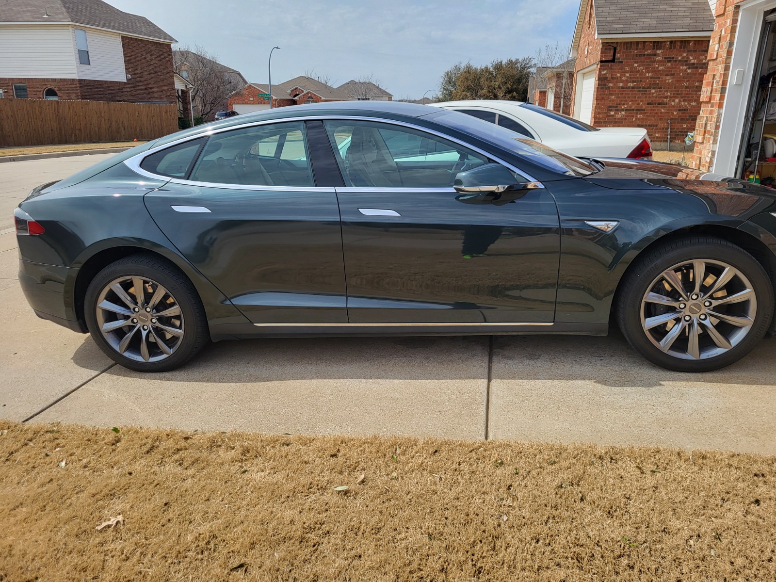 2014 Tesla Model S P85+ - Find My Electric