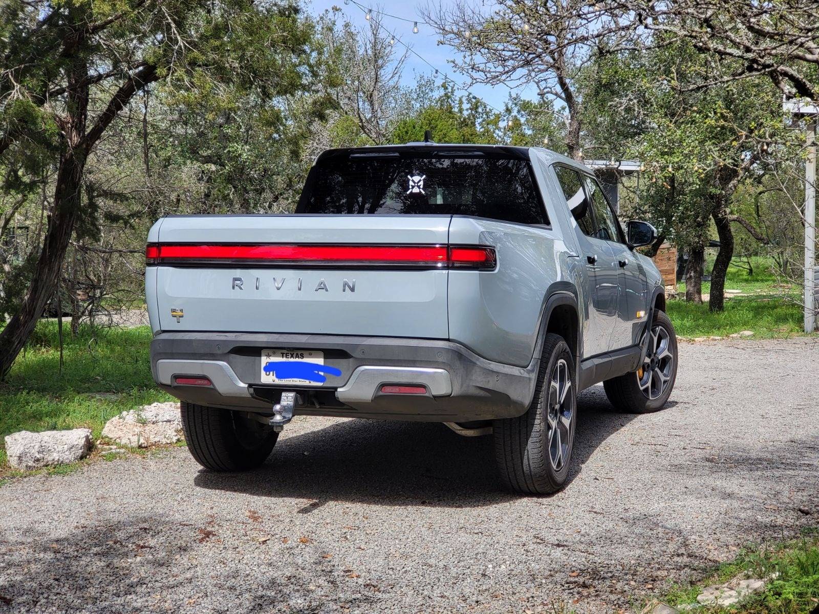 2022 Rivian R1T Adventure - Find My Electric