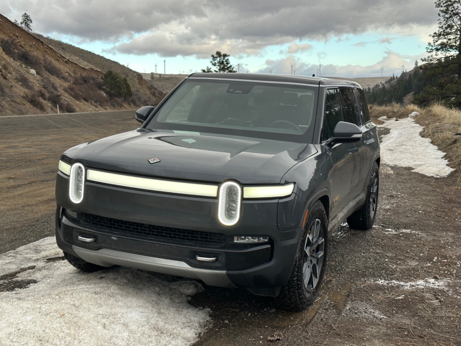 2022 Rivian R1S Launch Edition - Find My Electric