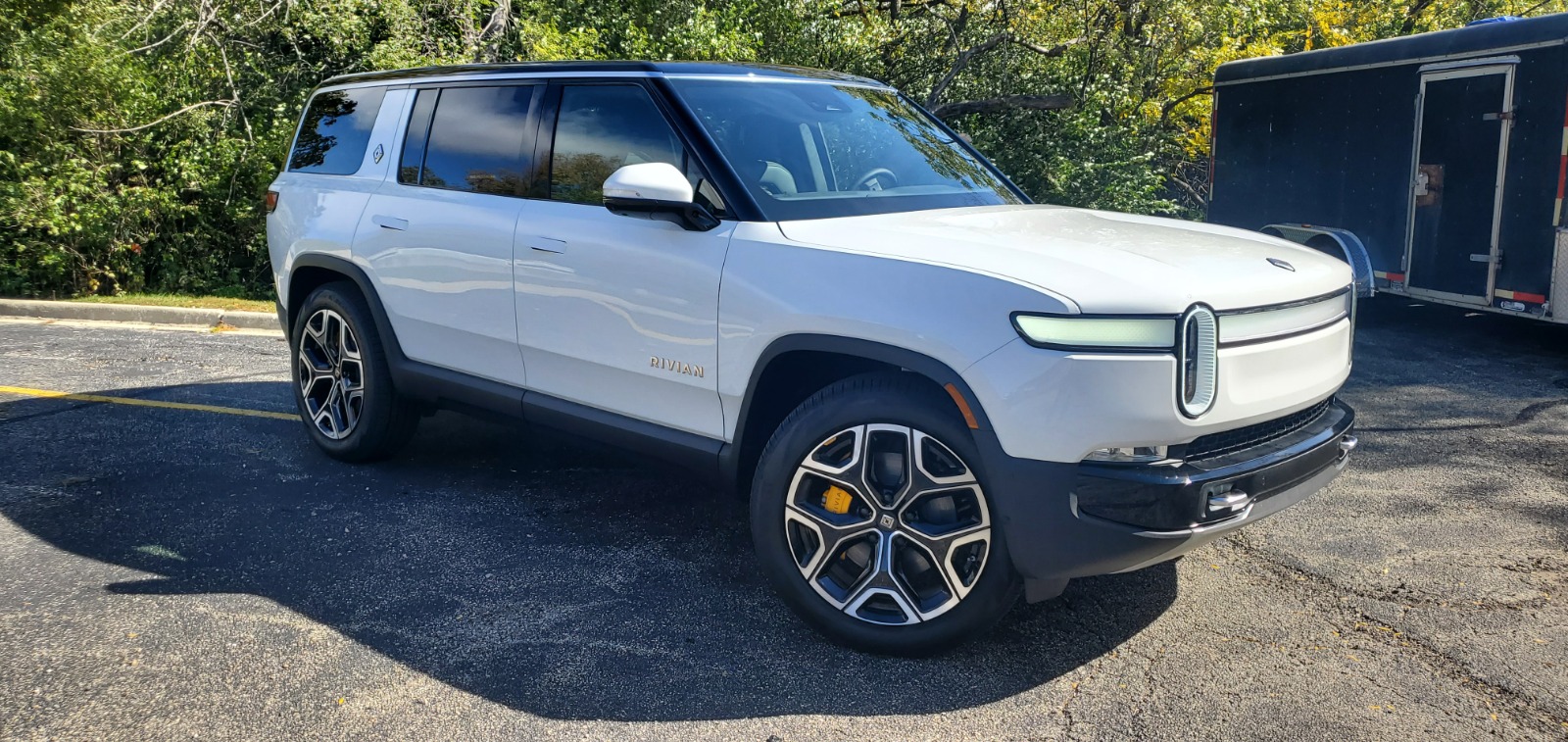 2022 Rivian R1S Launch Edition - Find My Electric