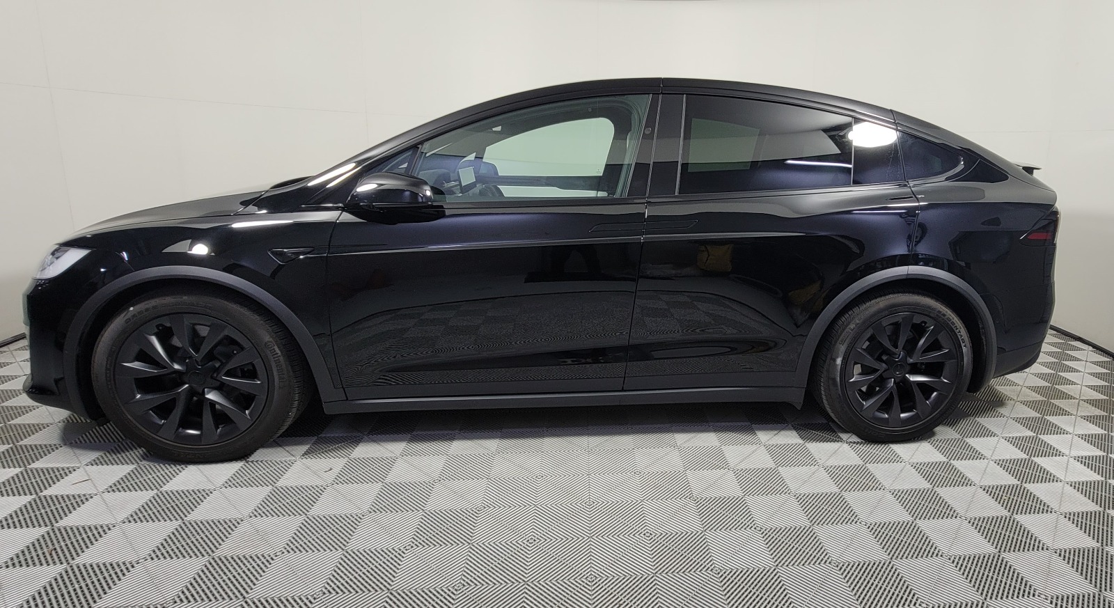 2022 Tesla Model X Plaid - Find My Electric