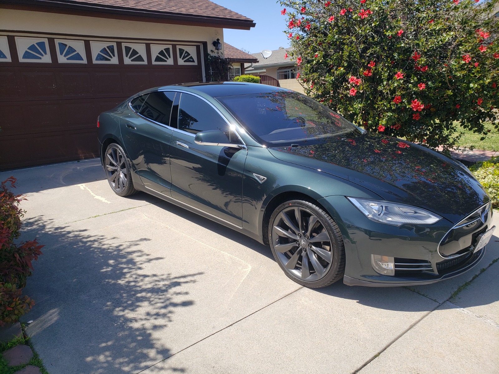 2014 Tesla Model S 85 - Find My Electric