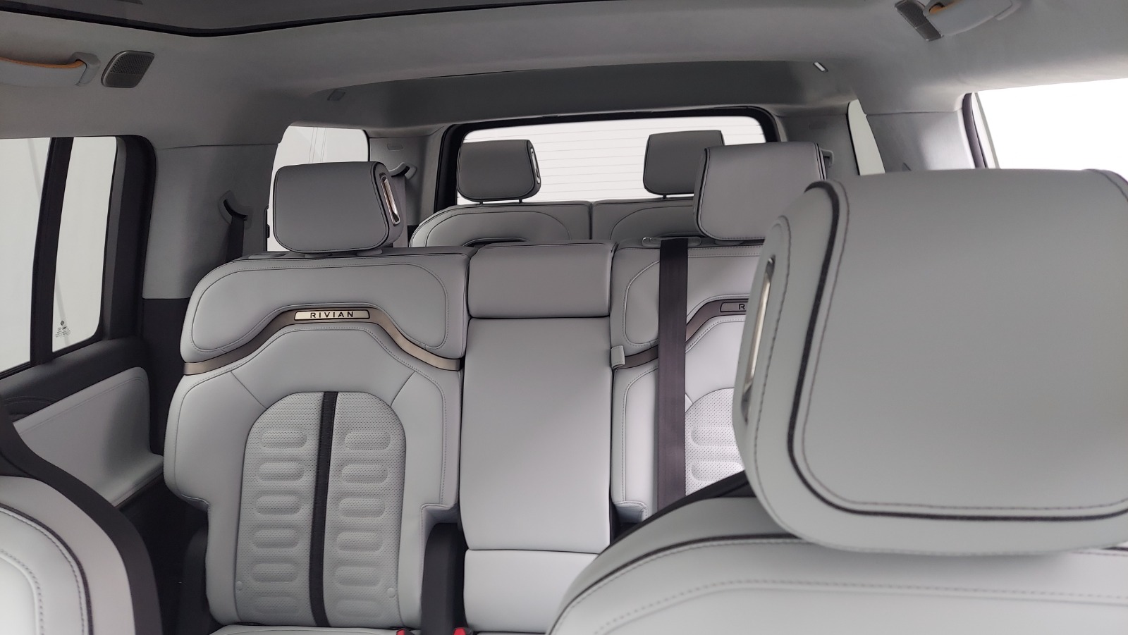 2023 Rivian R1S Launch Edition - Find My Electric