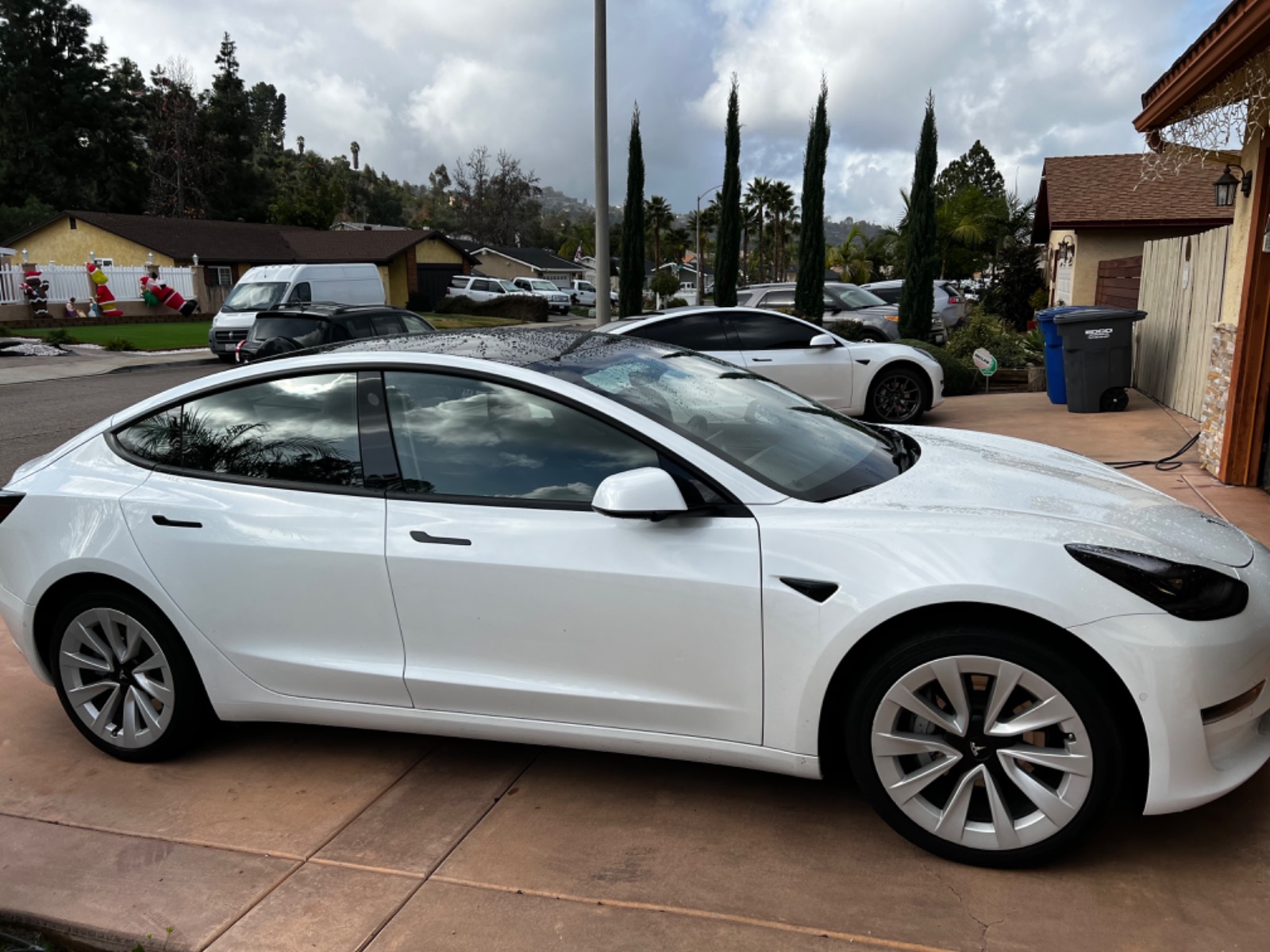 2022 Tesla Model 3 Standard Range Plus RWD - Find My Electric