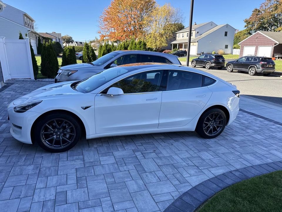 2018 Tesla Model 3 Long Range RWD - Find My Electric