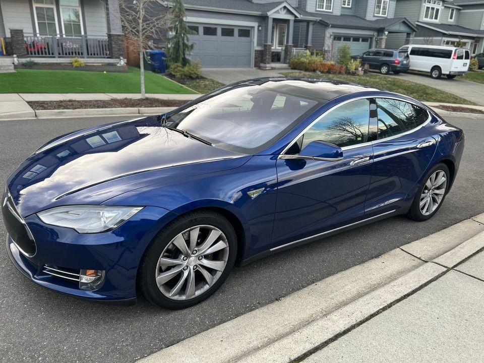 2016 Tesla Model S 90D - Find My Electric