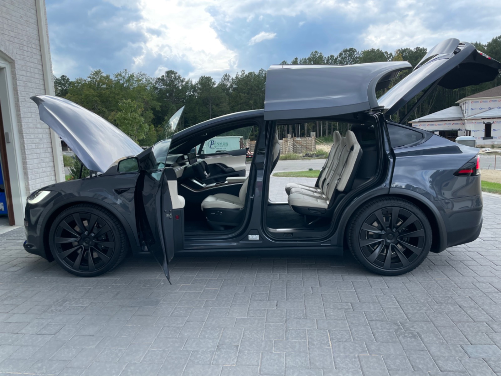 2022 Tesla Model X Long Range AWD - Find My Electric