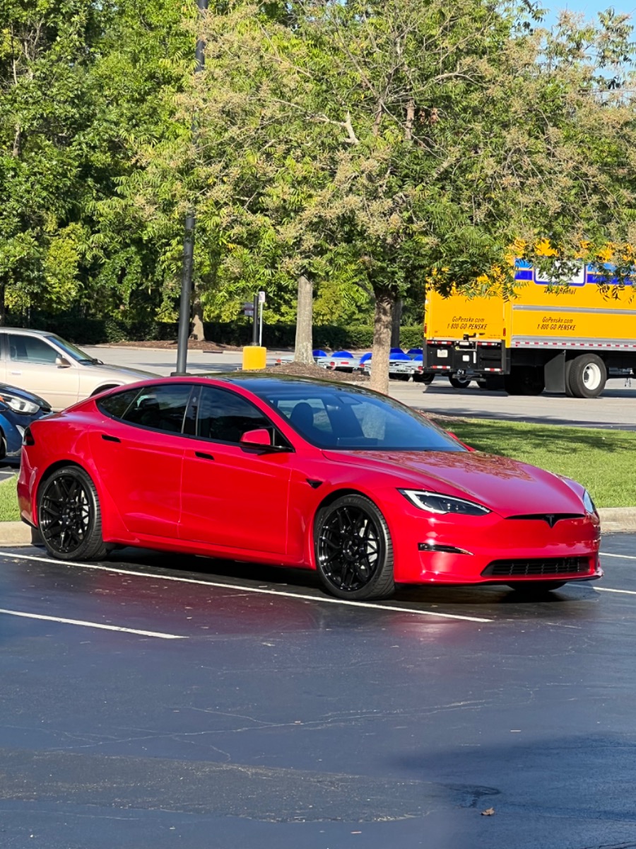 2022 Tesla Model S Plaid - Find My Electric