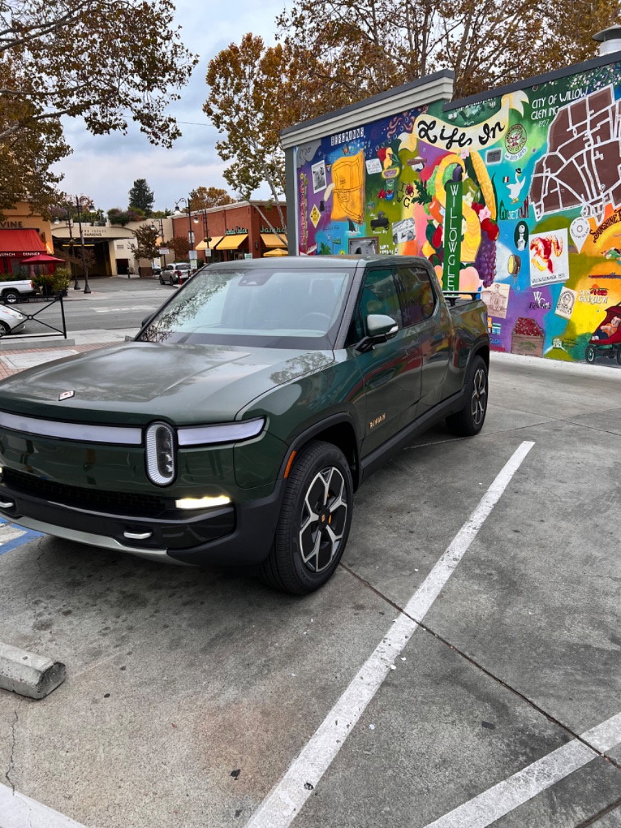2022 Rivian R1T Launch Edition - Find My Electric