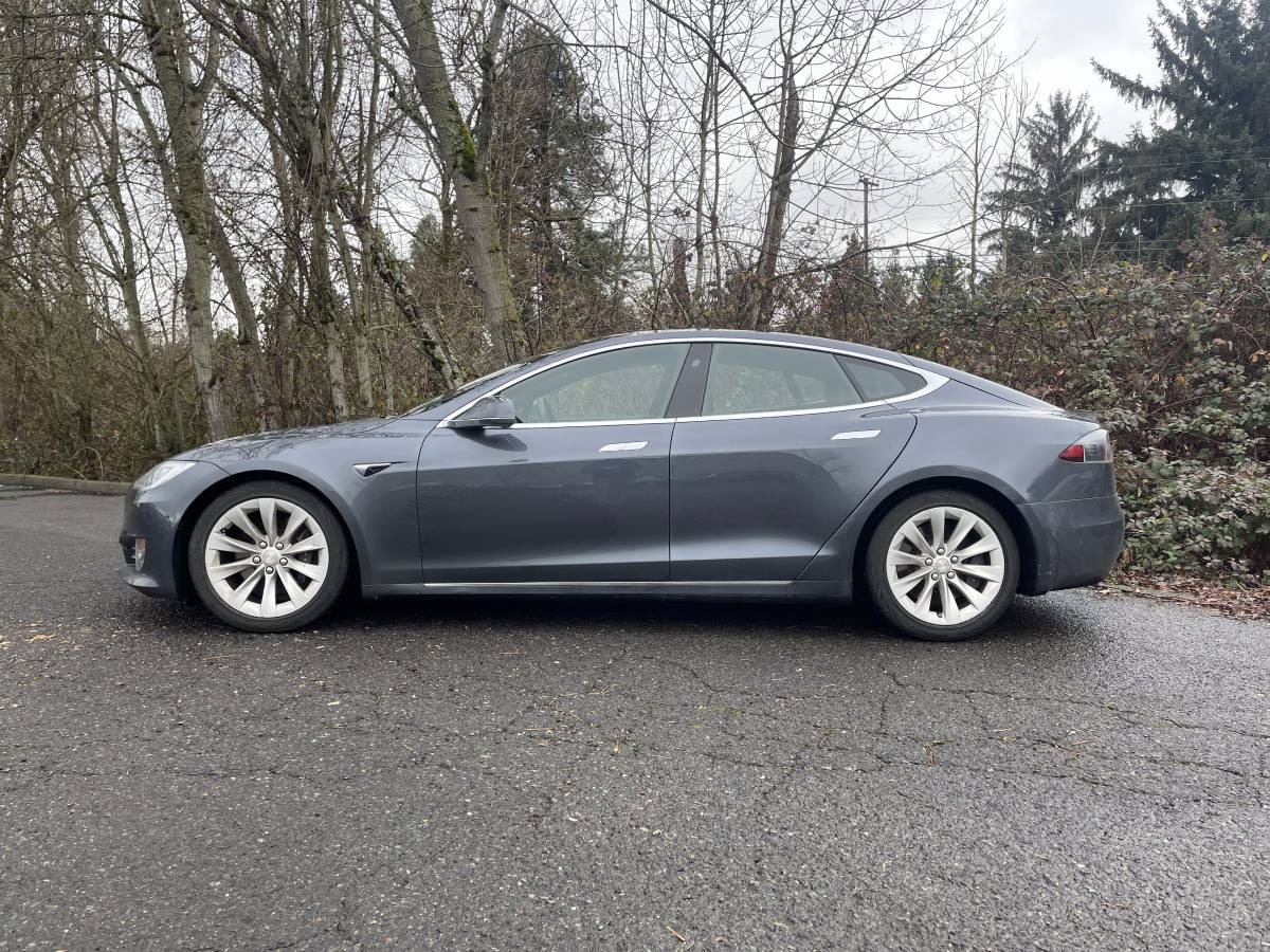 2016 Tesla Model S 75D - Find My Electric