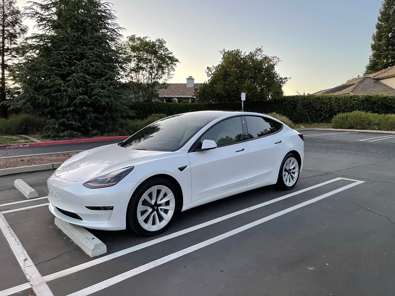2022 Tesla Model 3 Long Range AWD - Find My Electric