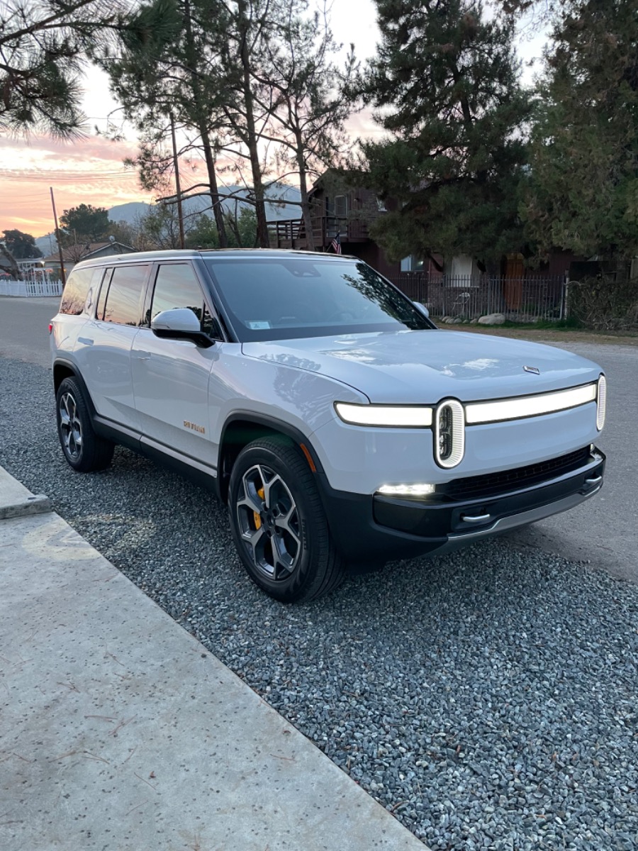 2022 Rivian R1S Launch Edition - Find My Electric