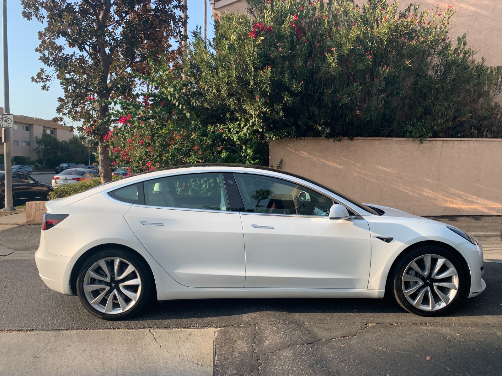 2019 Tesla Model 3 Long Range AWD - Find My Electric