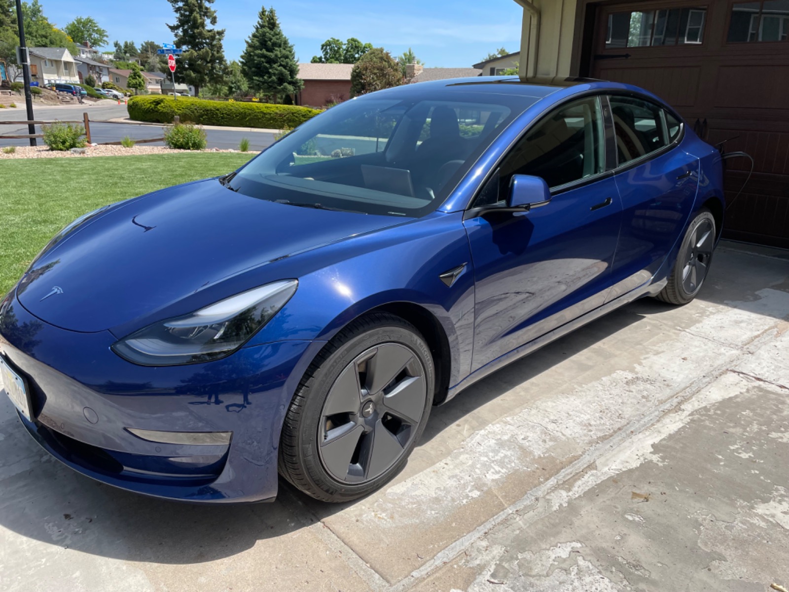 2022 Tesla Model 3 Standard Range Plus RWD - Find My Electric