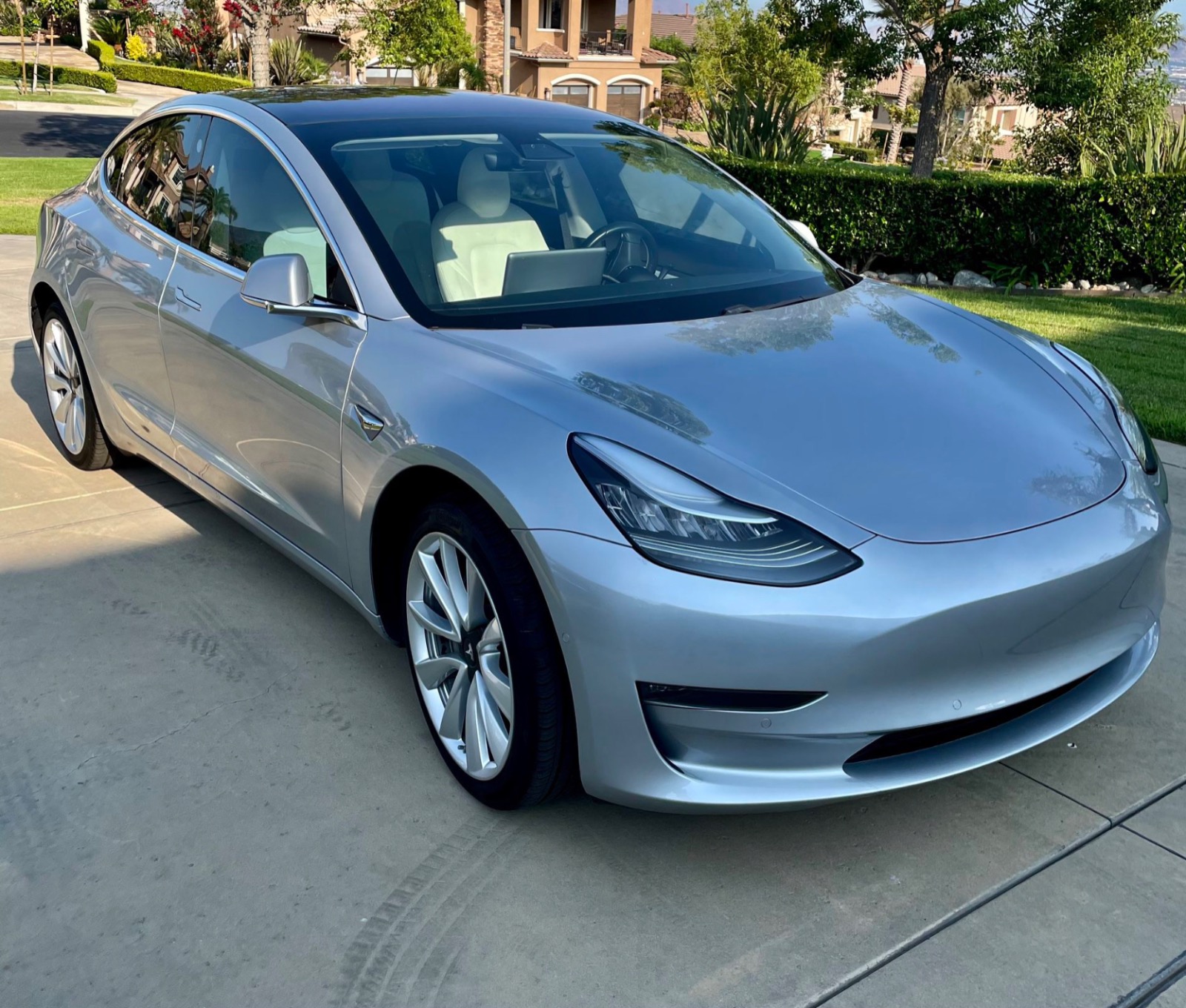 2018 Tesla Model 3 Mid Range RWD - Find My Electric