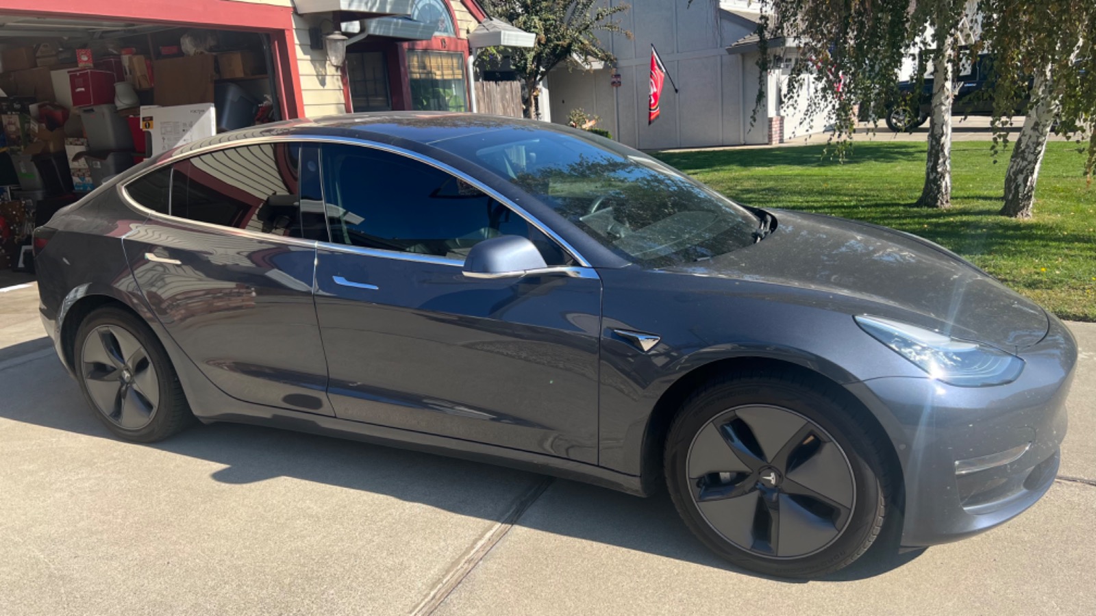 2018 Tesla Model 3 Mid Range RWD - Find My Electric