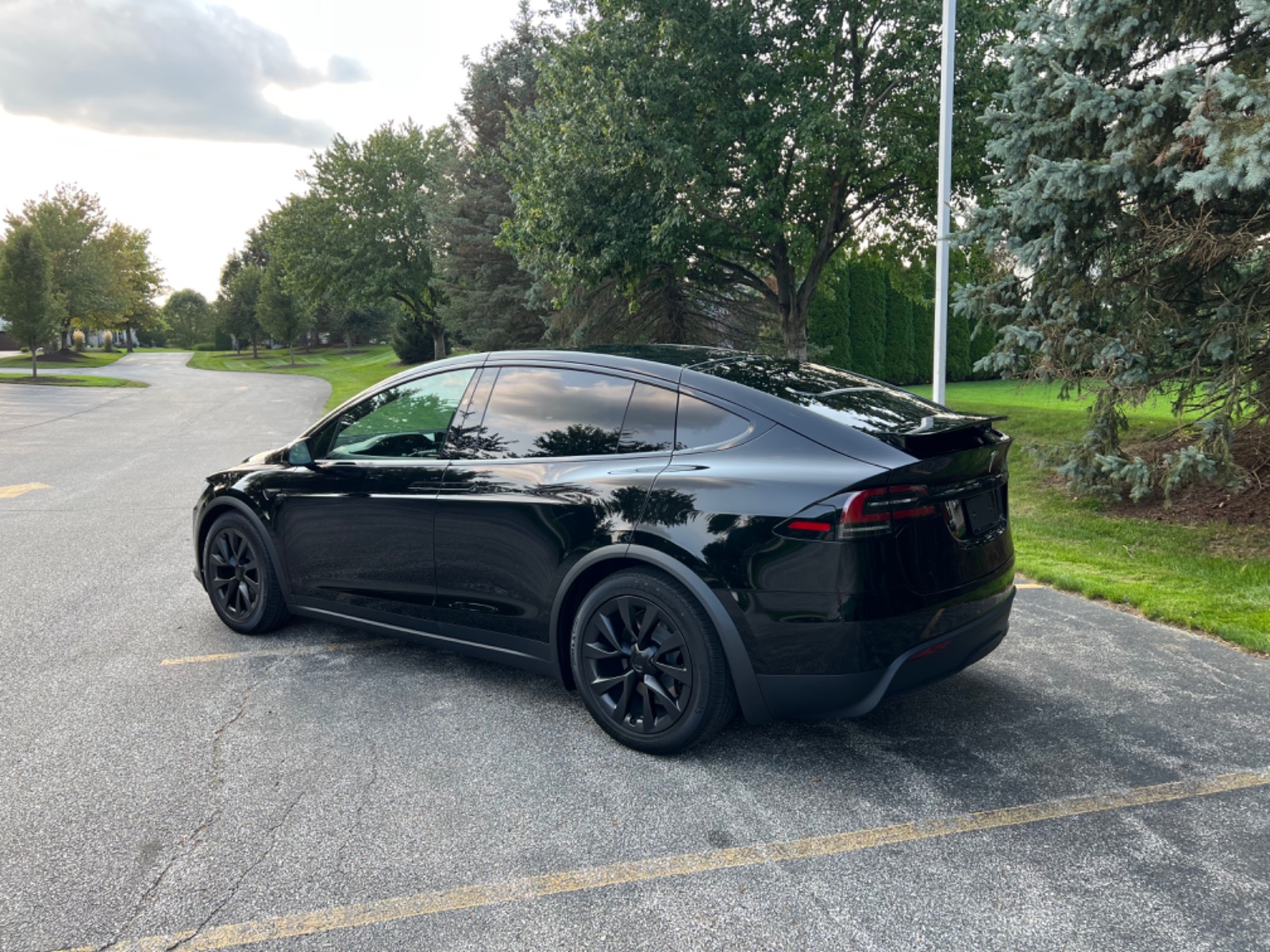 2022 Tesla Model X Long Range AWD - Find My Electric