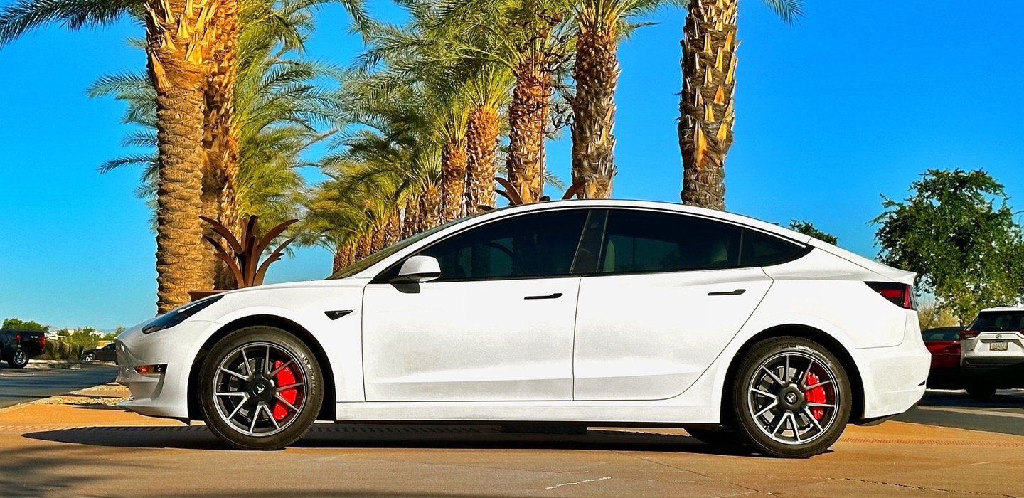 2022 Tesla Model 3 Standard Range Plus RWD - Find My Electric