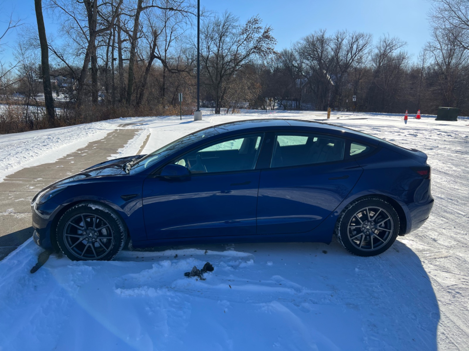 2022 Tesla Model 3 Standard Range Plus RWD - Find My Electric