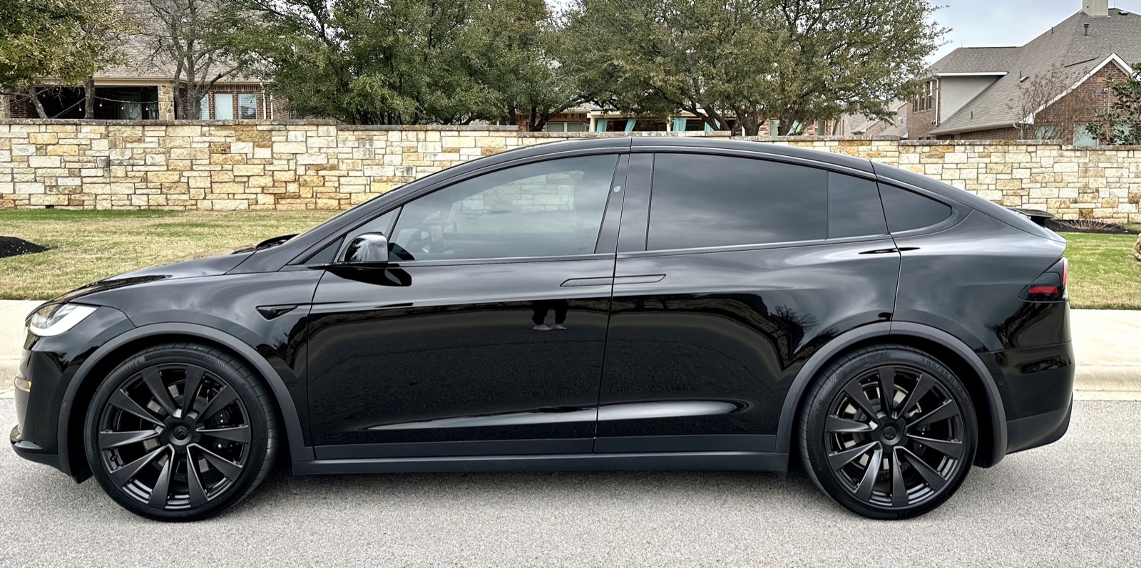 2023 Tesla Model X Plaid - Find My Electric