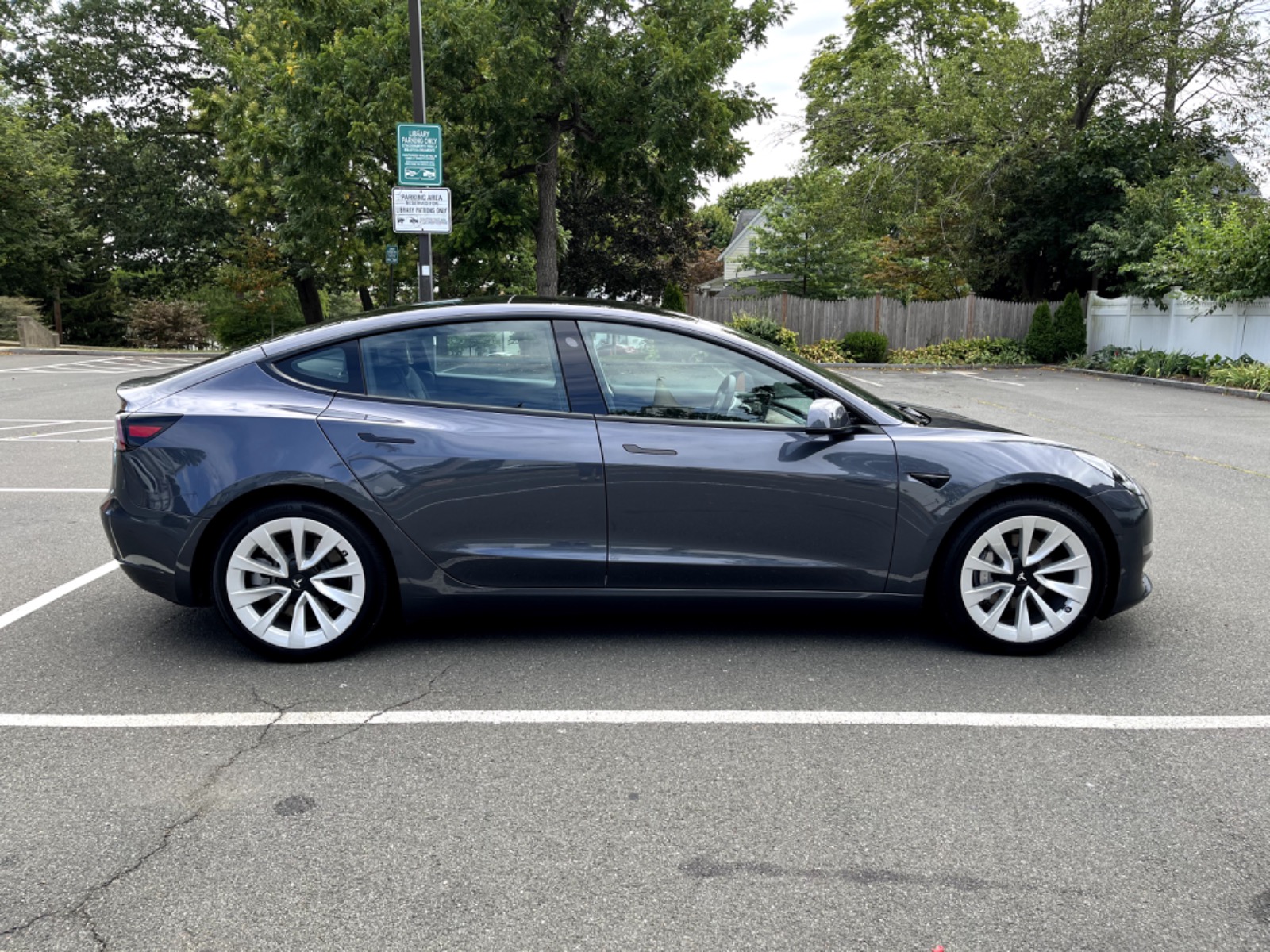 2022 Tesla Model 3 Long Range AWD - Find My Electric