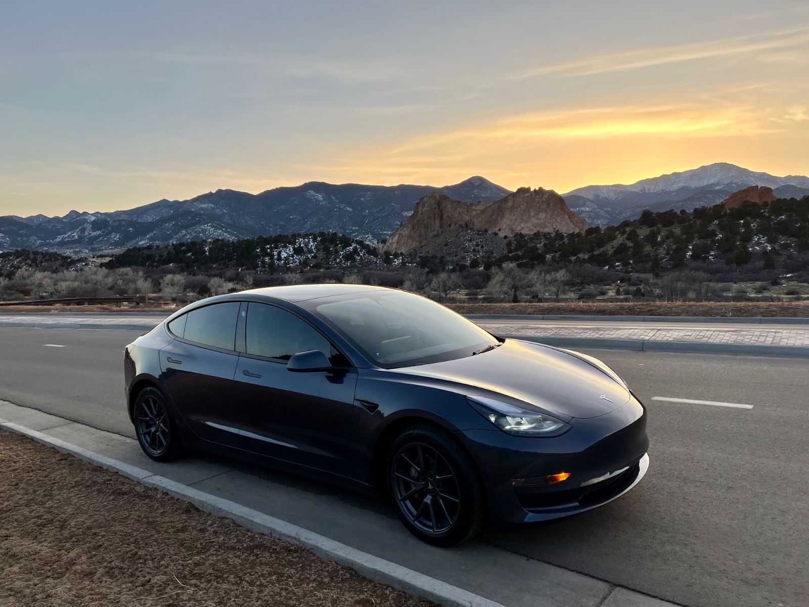 2022 Tesla Model 3 Standard Range Plus RWD - Find My Electric