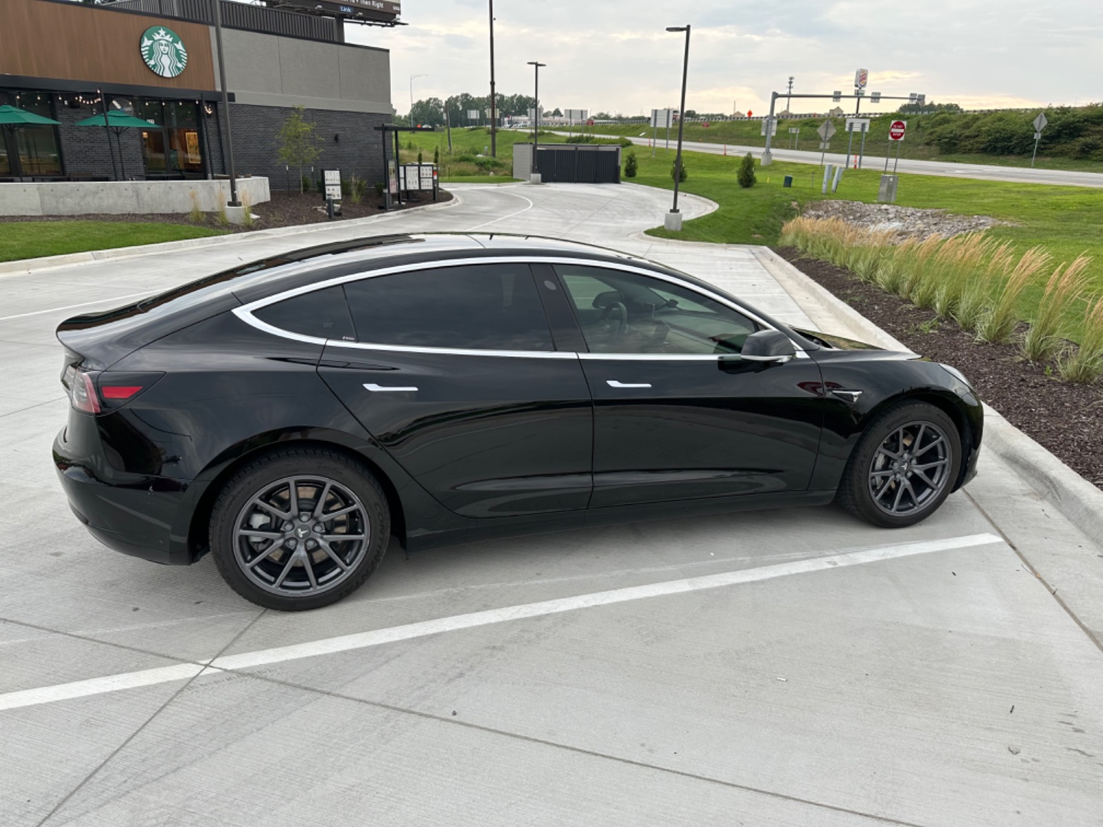 2019 Tesla Model 3 Standard Range Plus RWD - Find My Electric