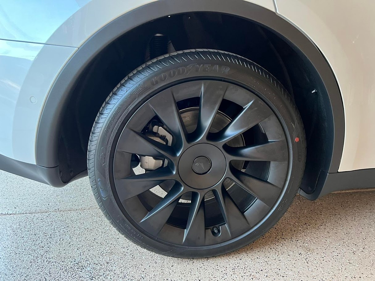 2022 Tesla Model Y Long Range AWD - Find My Electric