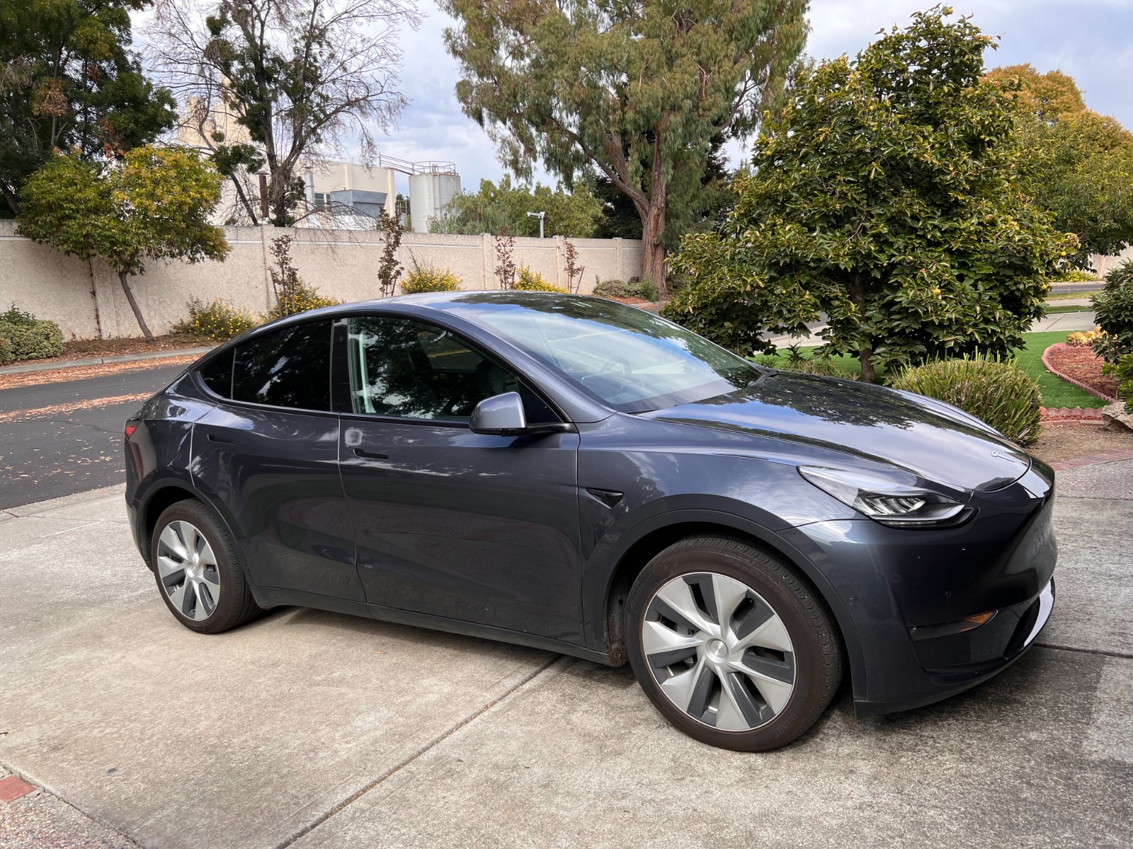 2020 Tesla Model Y Long Range AWD - Find My Electric