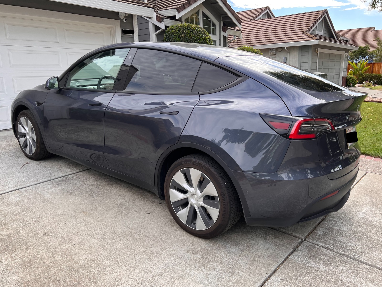 2020 Tesla Model Y Long Range AWD - Find My Electric