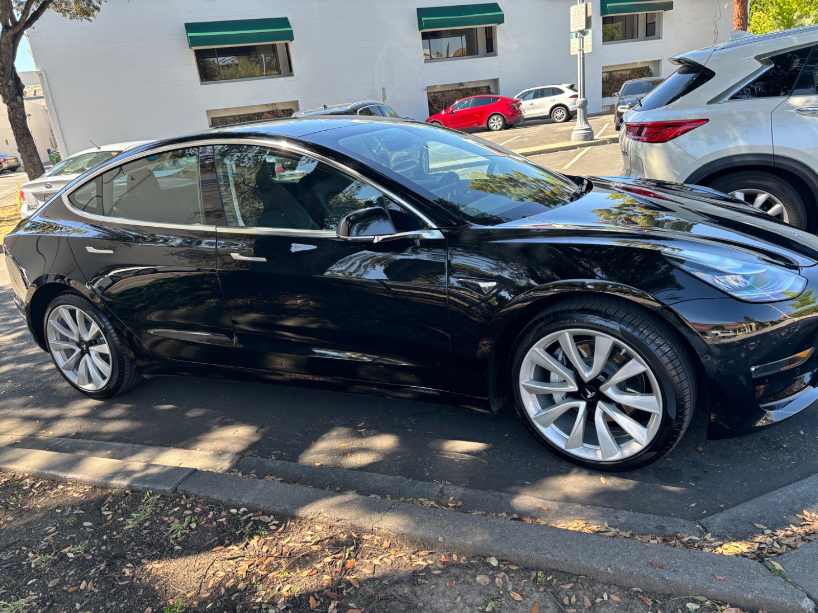 2017 Tesla Model 3 Long Range RWD - Find My Electric