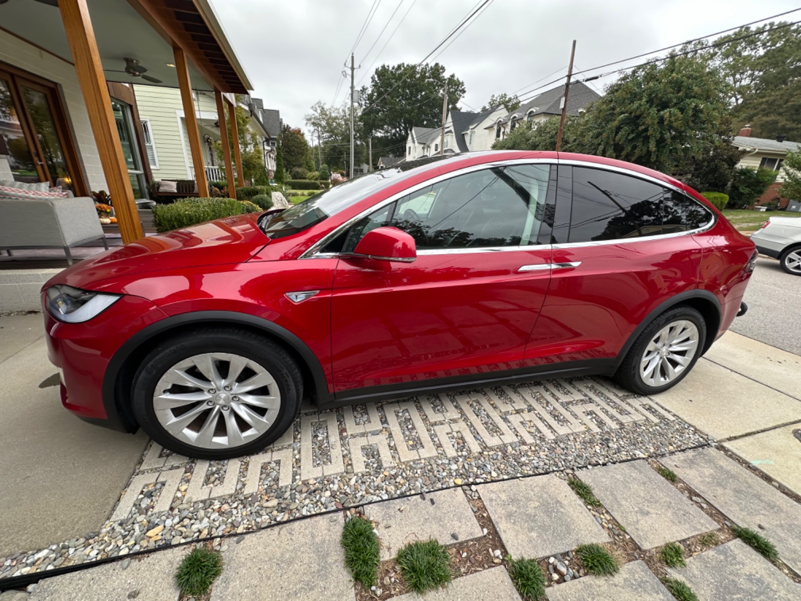 2016 Tesla Model X 75D - Find My Electric