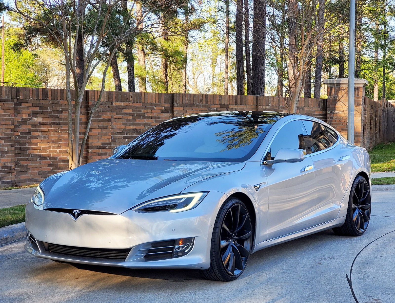 2017 Tesla Model S 75 - Find My Electric