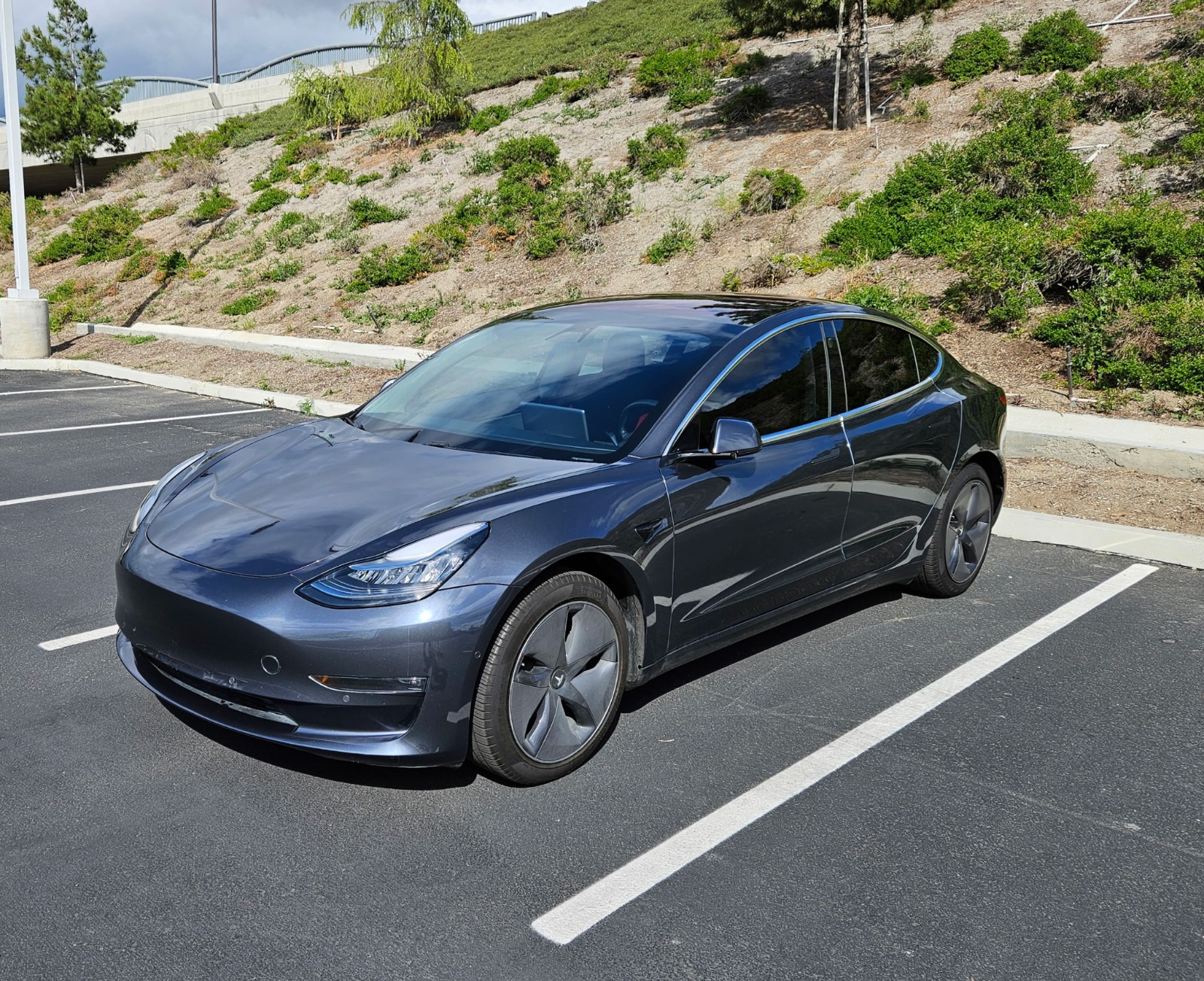 2018 Tesla Model 3 Mid Range RWD - Find My Electric