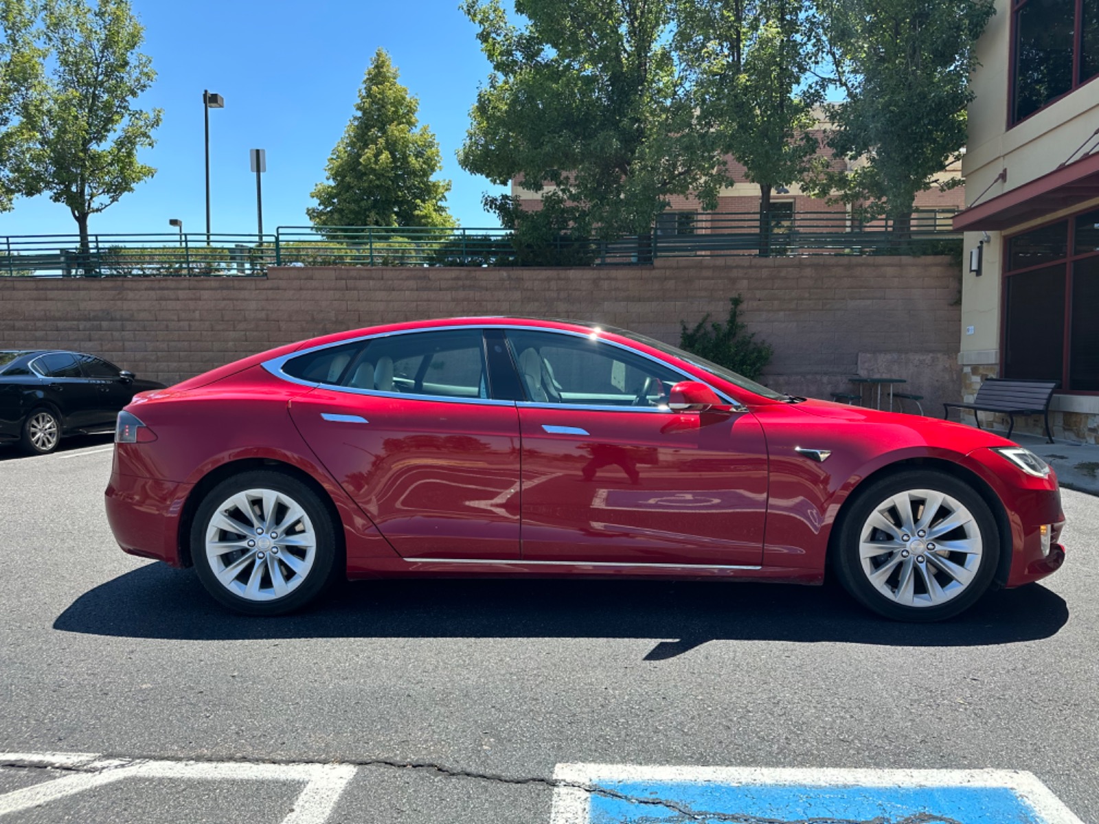 2018 Tesla Model S 100D - Find My Electric