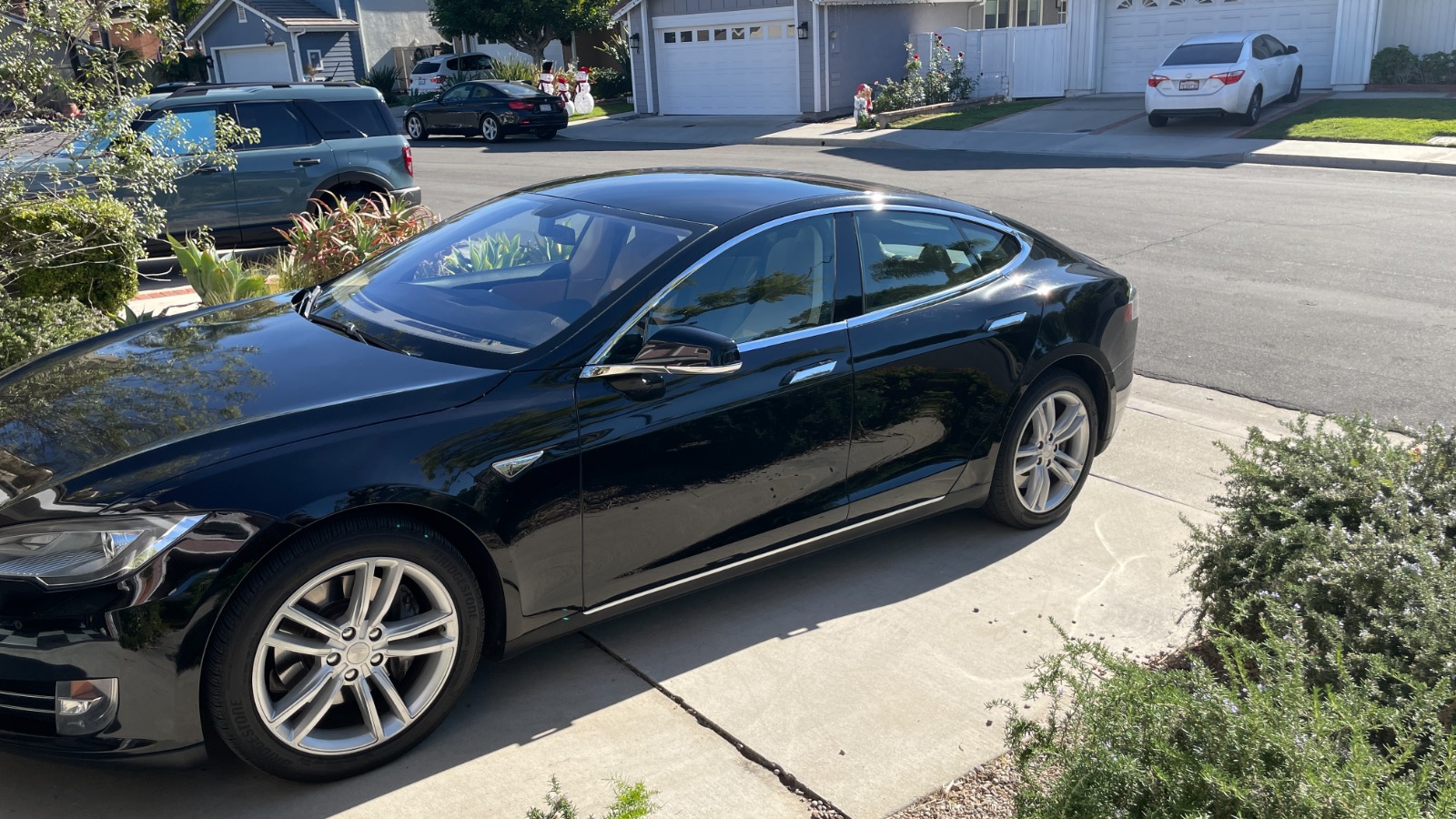 2014 Tesla Model S 85 - Find My Electric