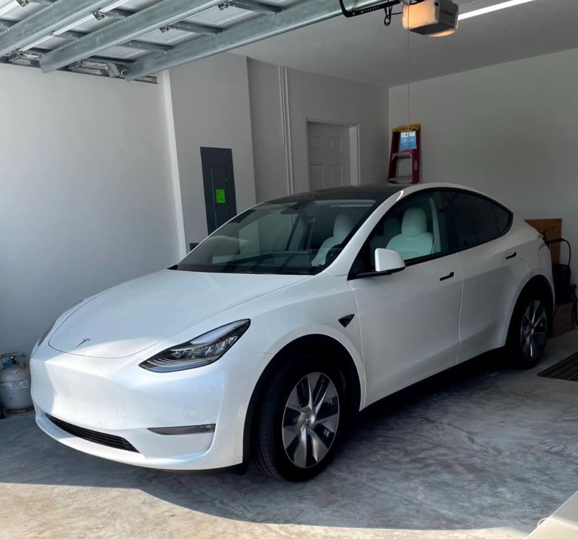 2021 Tesla Model Y Long Range AWD - Find My Electric