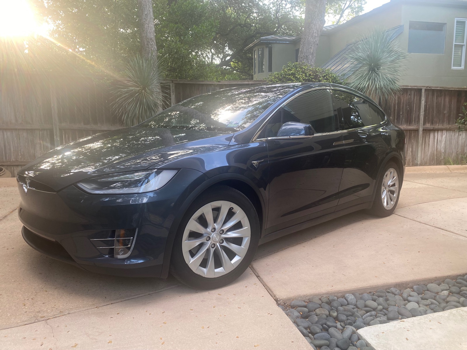 2017 Tesla Model X 75D - Find My Electric