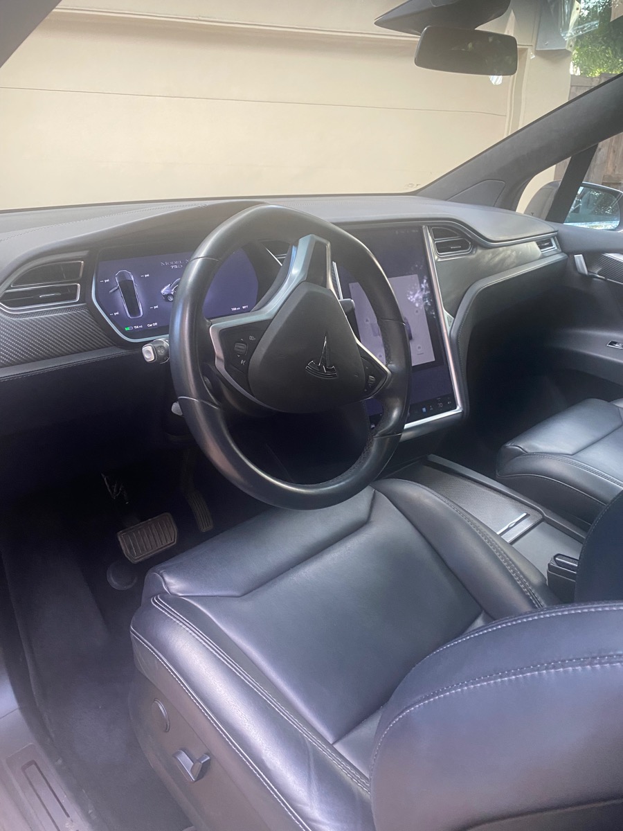 2017 Tesla Model X 75D - Find My Electric