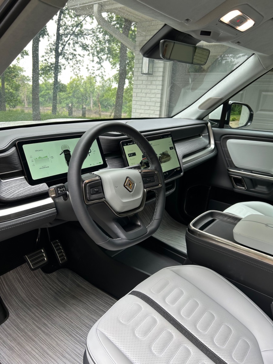 2023 Rivian R1S Adventure - Find My Electric