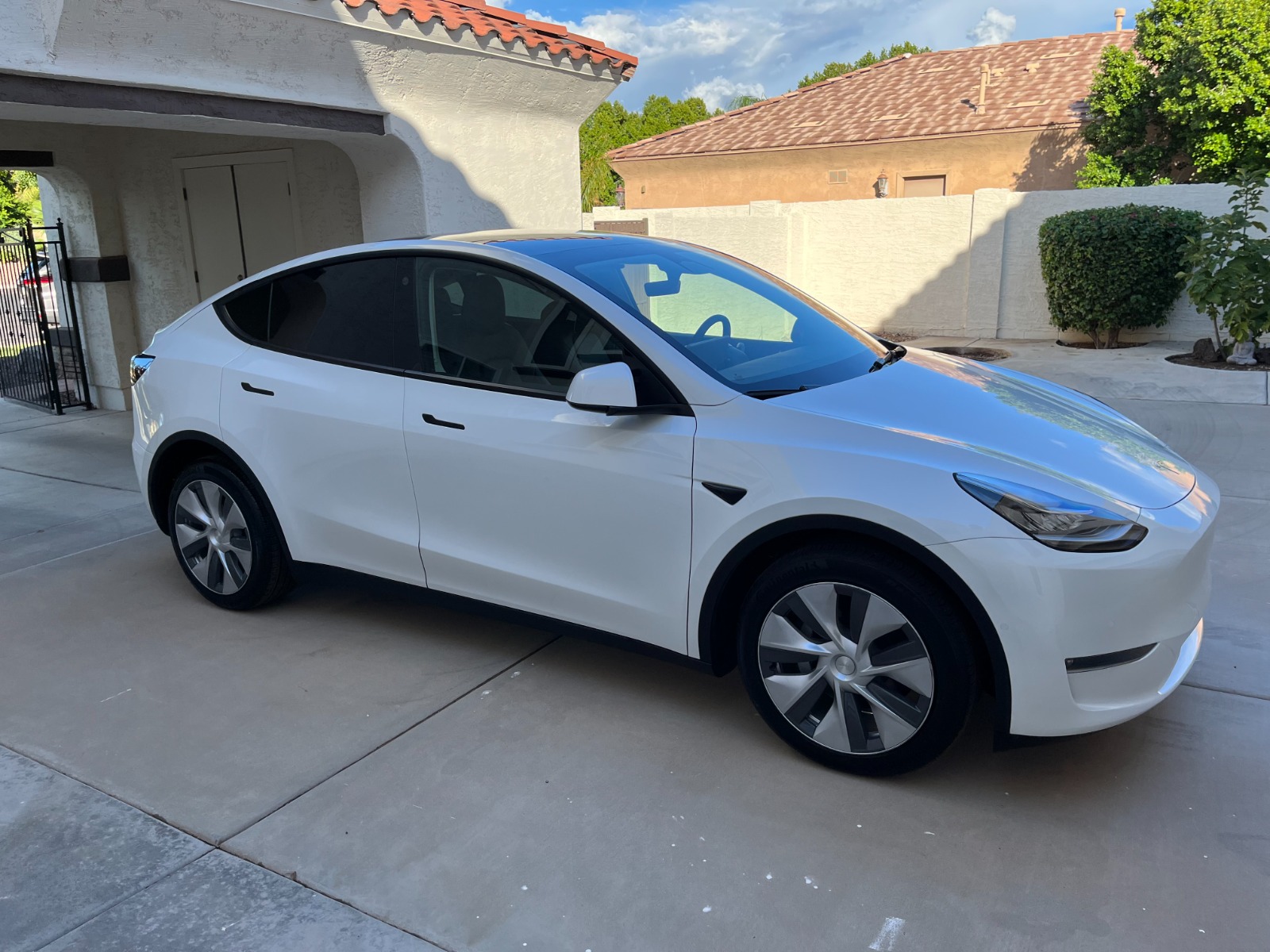 2022 Tesla Model Y Long Range AWD - Find My Electric