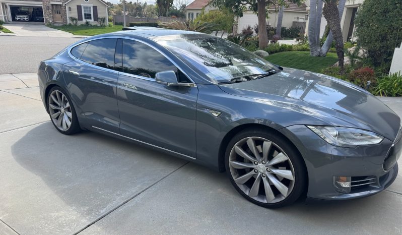 Tesla Colors – Model S, 3, X, Y – The Ultimate Guide