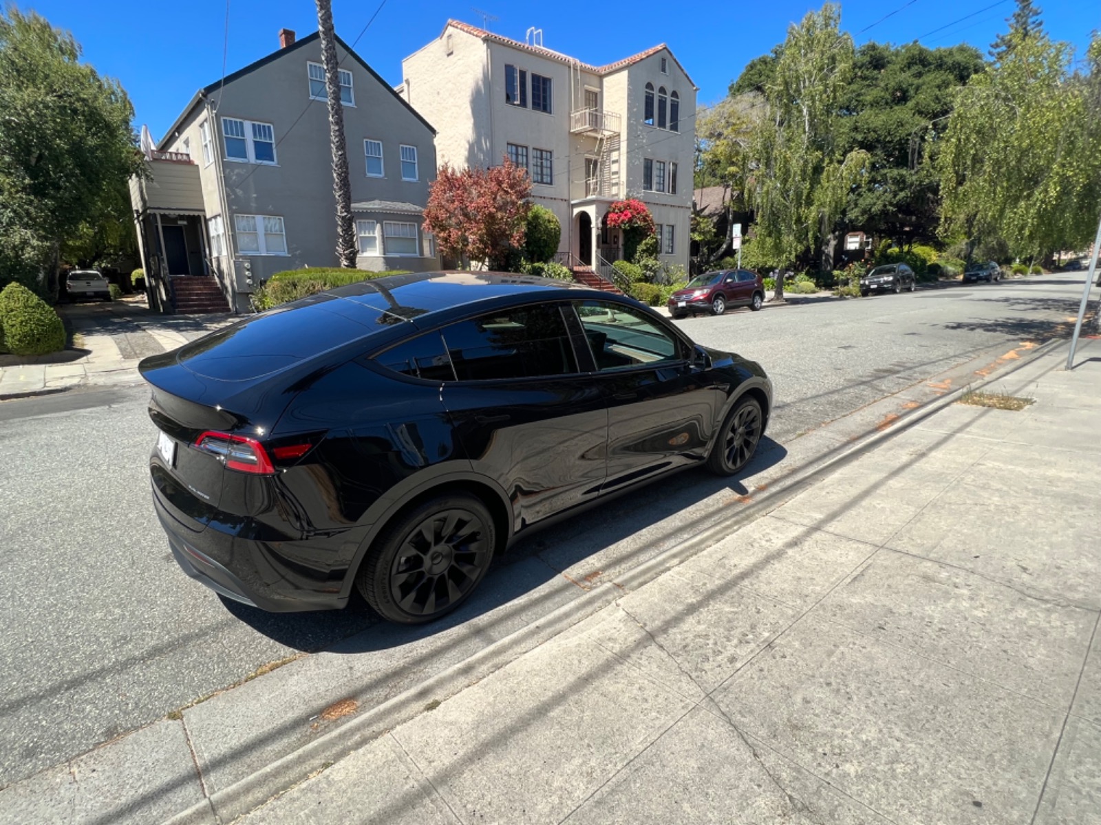 2022 Tesla Model Y Long Range AWD - Find My Electric