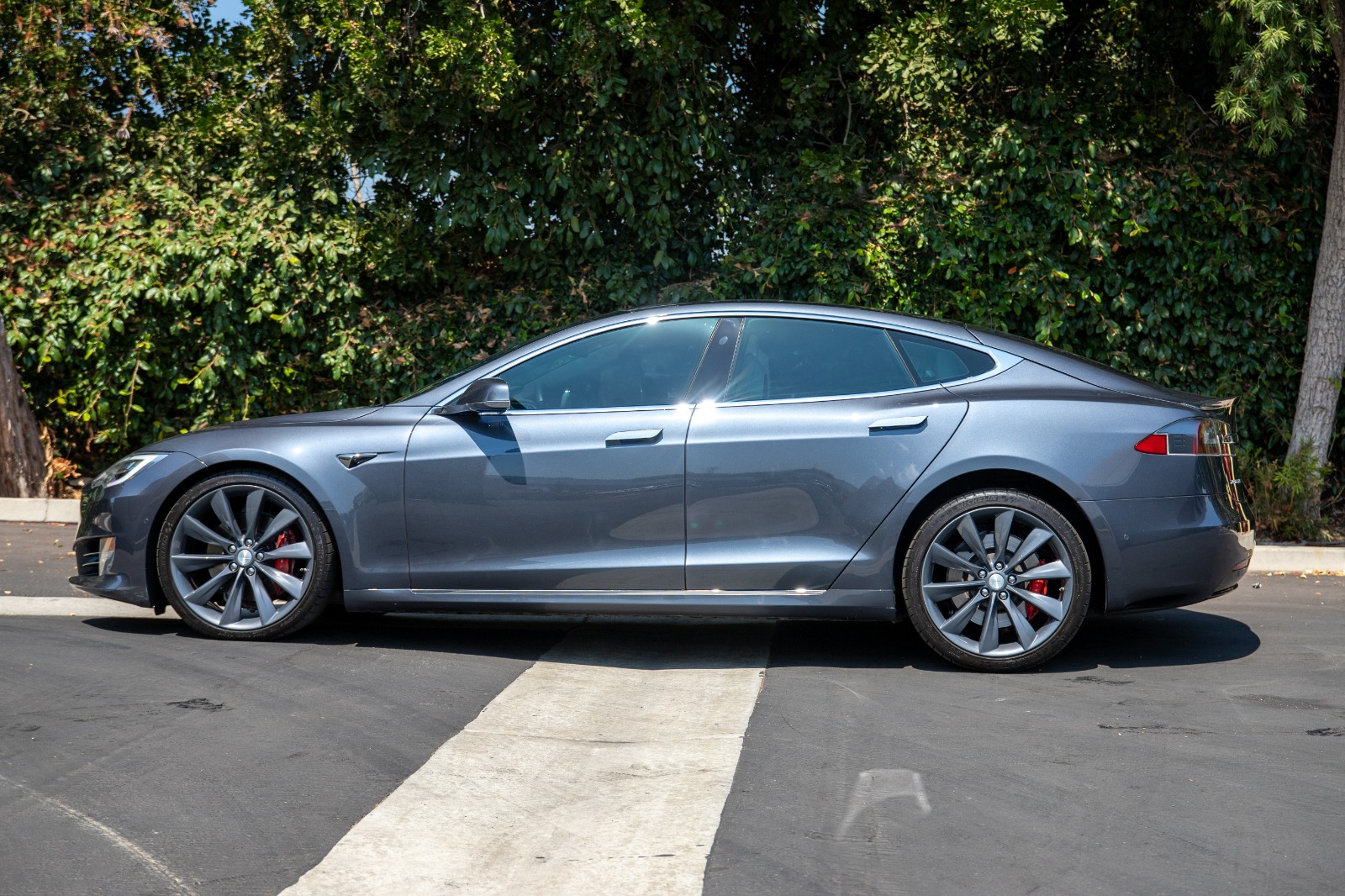 2016 Tesla Model S P100DL - Find My Electric