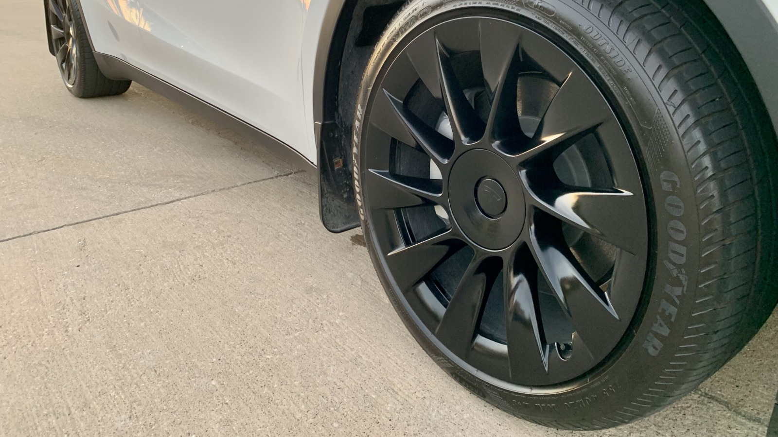 2021 Tesla Model Y Long Range AWD - Find My Electric