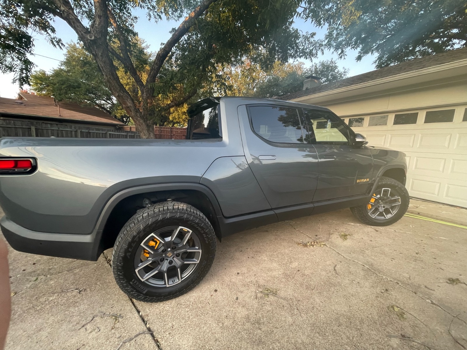 2022 Rivian R1T Adventure - Find My Electric