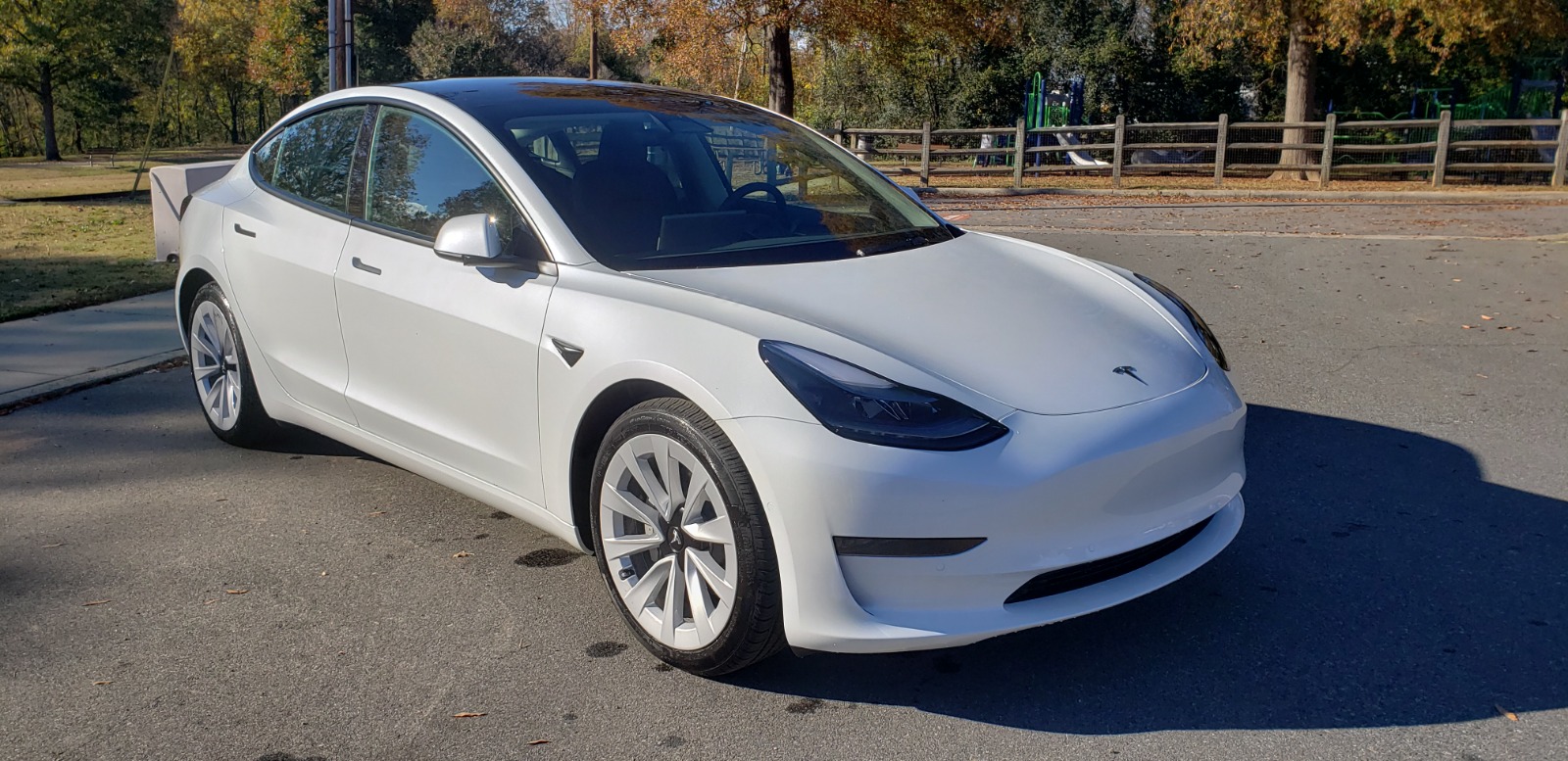 2022 Tesla Model 3 Standard Range Plus RWD - Find My Electric