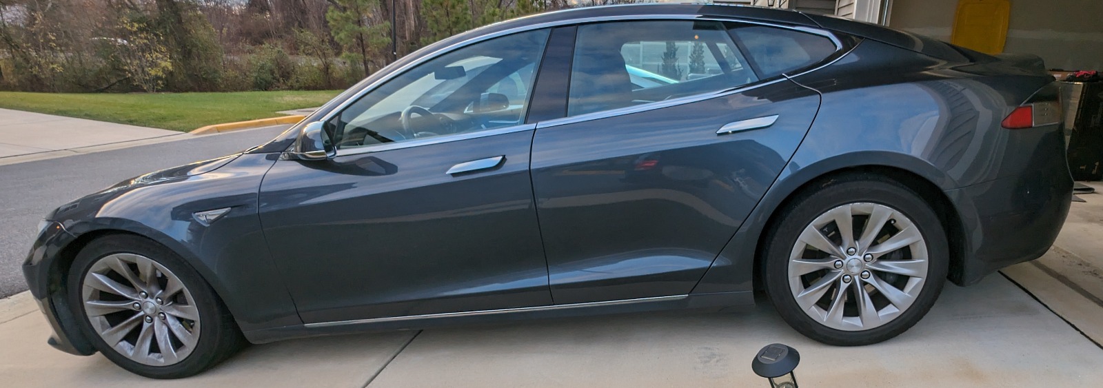 2016 Tesla Model S 75D - Find My Electric